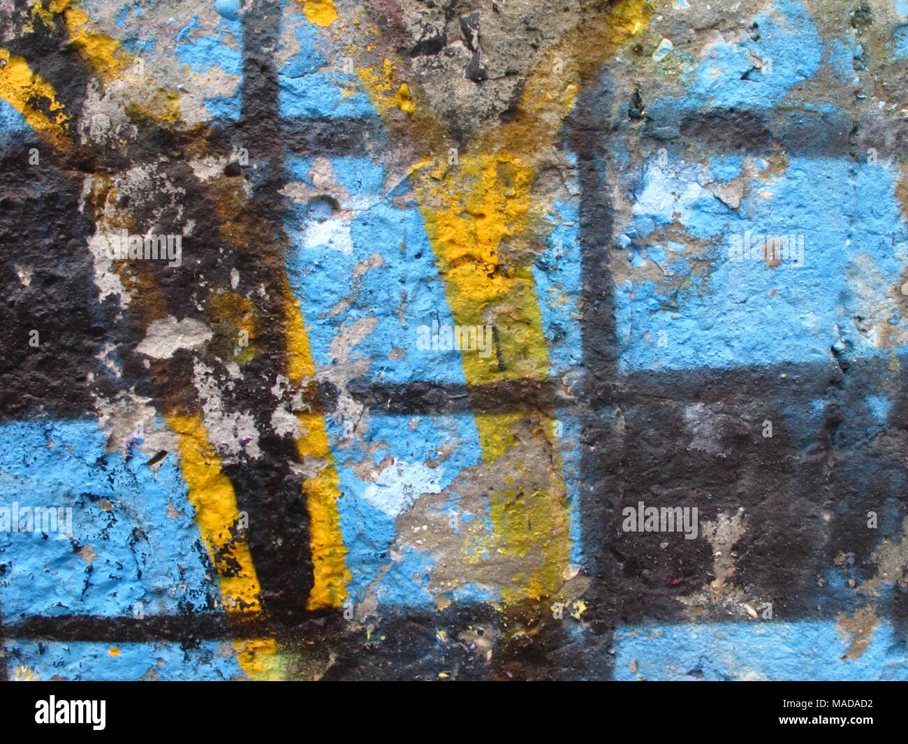 Retro wallpaper peeling off hi-res stock photography and images - Alamy
