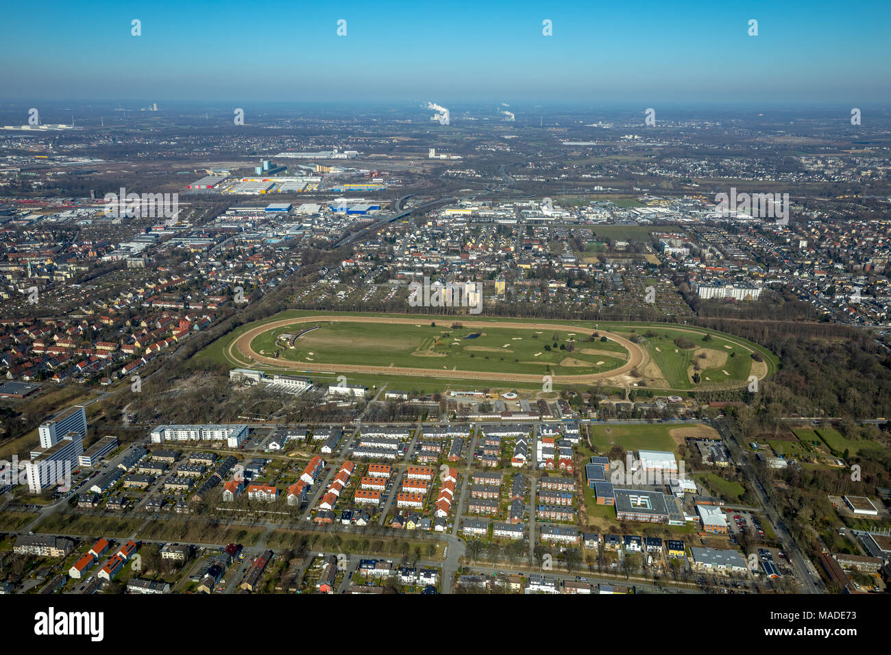 Racetrack aerial hi-res stock photography and images - Alamy