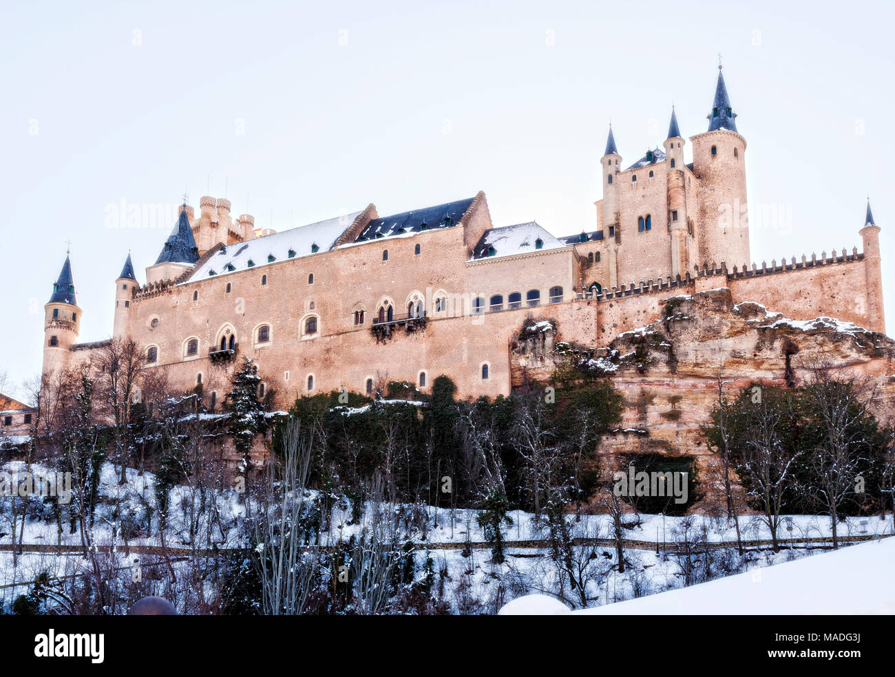 Alcazar alcazar castillo fortaleza segovia hi-res stock photography and ...