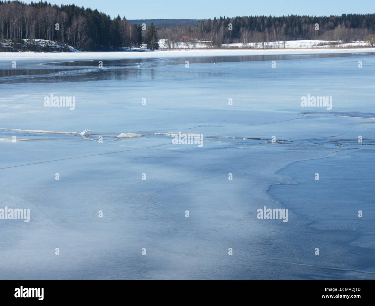 Ice breaking up at spring Stock Photo - Alamy