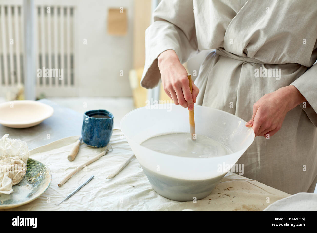 Potter clay powder water hi-res stock photography and images - Alamy