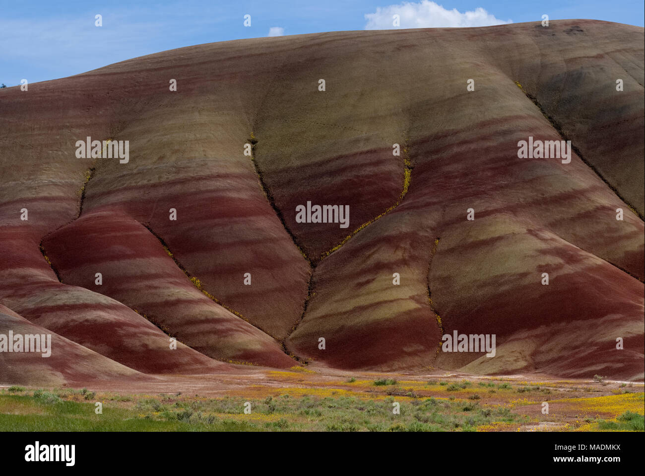 Painted red x hi-res stock photography and images - Alamy