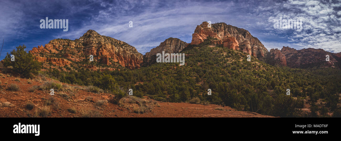 Stunning panorama of Capitol Butte (aka Thunder Mountain) red rock ...