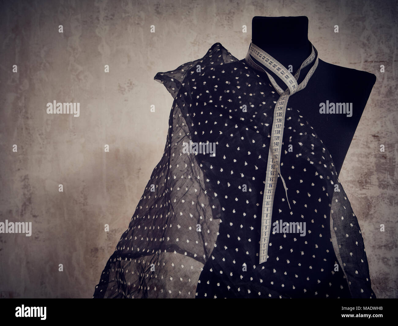 Custom tailoring hi-res stock photography and images - Alamy