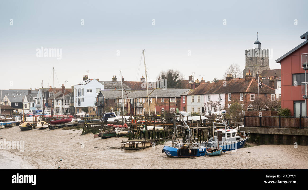 Wivenhoe waterfront hi-res stock photography and images - Alamy