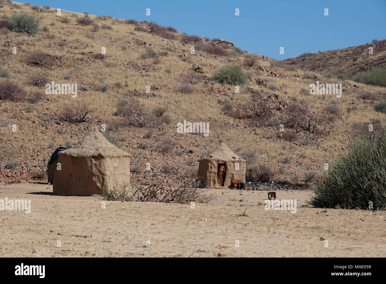 Ovahimba hut hi-res stock photography and images - Alamy