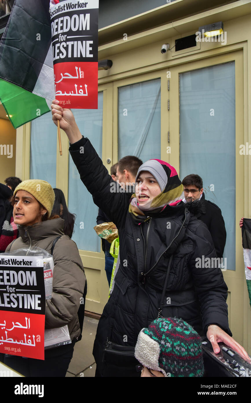 Israel Embassy, London, UK. 31st March 2018: Palestinian and supporters ...