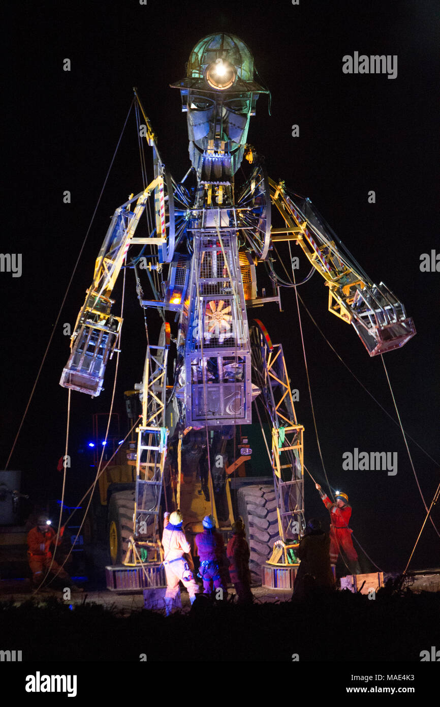 Geevor tin mine, Pendeen, Cornwall, UK. 31st March 2018. The Man Engine ...