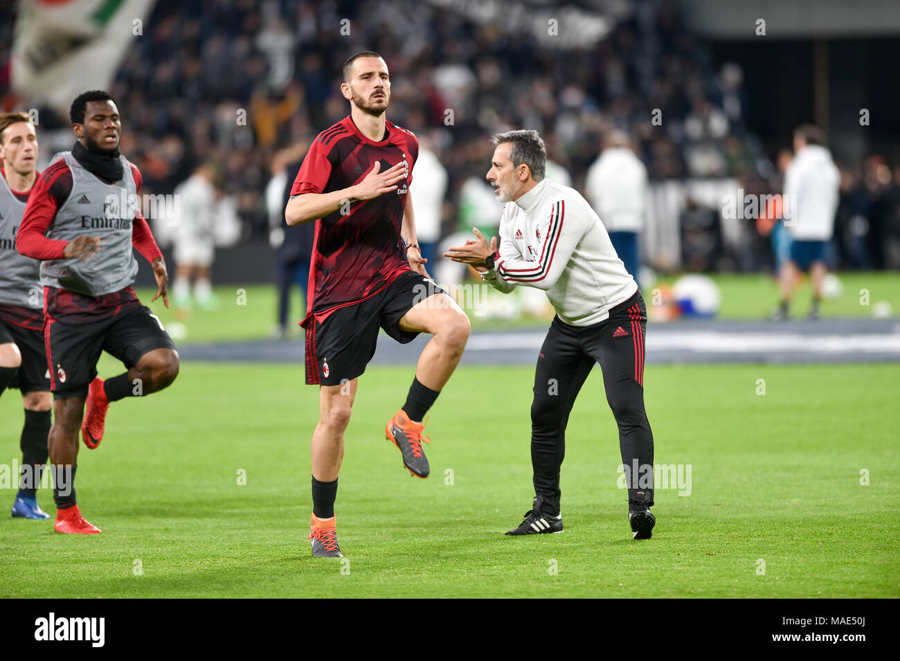 Leonardo bonucci ac milan hi-res stock photography and images - Alamy