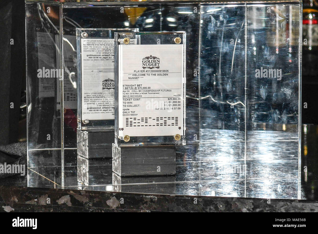 Las Vegas, NV, USA. 31st Mar, 2018. 1 million dollar ticket Owner of D ...