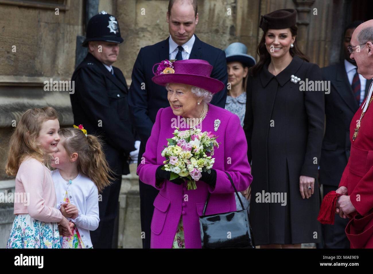 The queen leaves st georges chapel hi-res stock photography and images ...