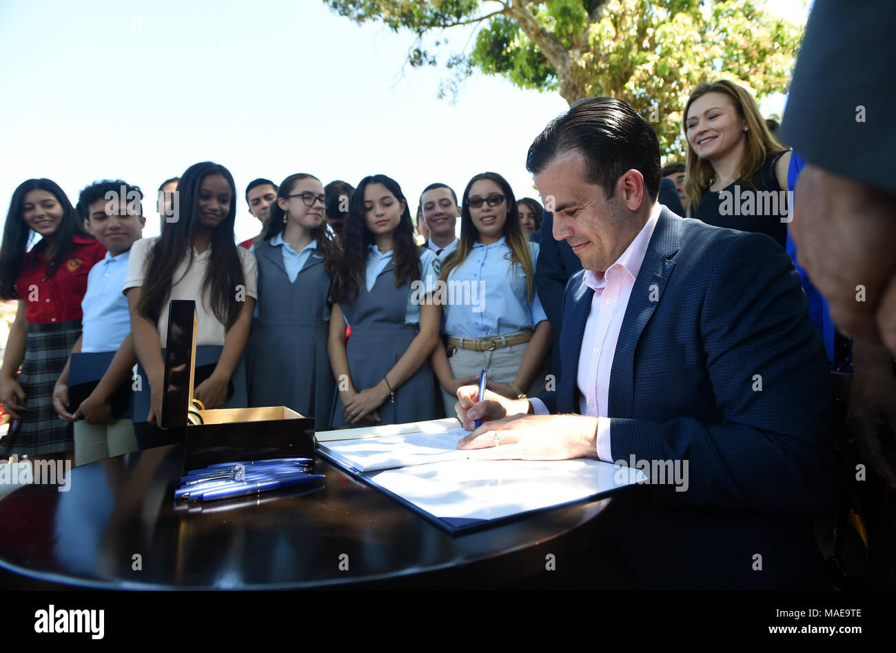 Educacion educativa hi-res stock photography and images - Alamy