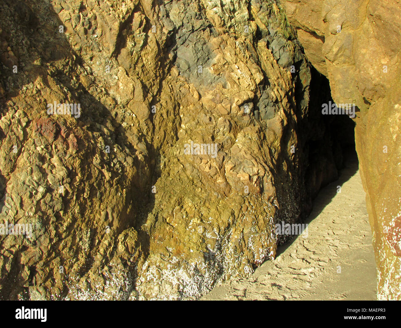 Hug Point at Pacific Coast in OR Stock Photo - Alamy