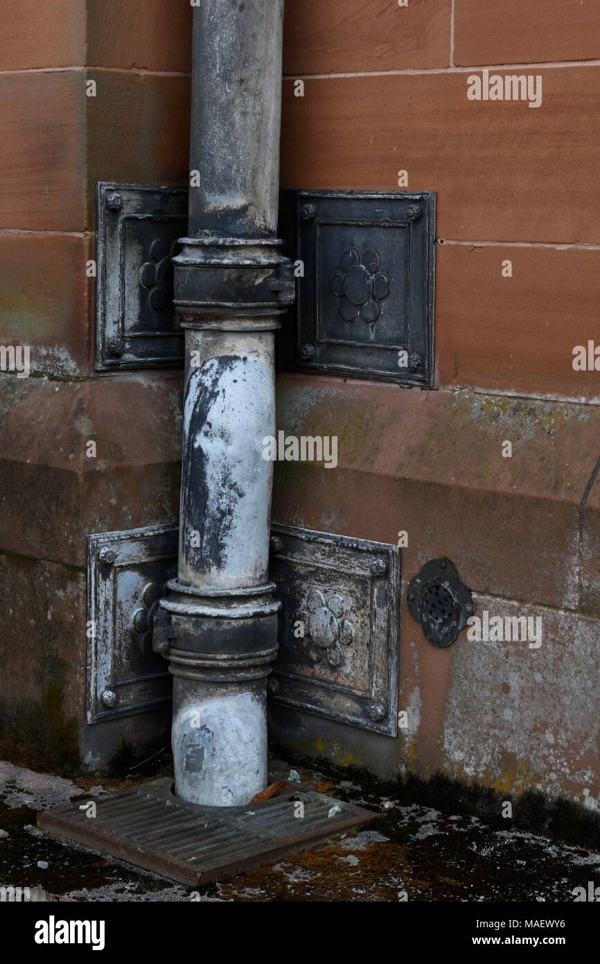 House drain hi-res stock photography and images - Alamy