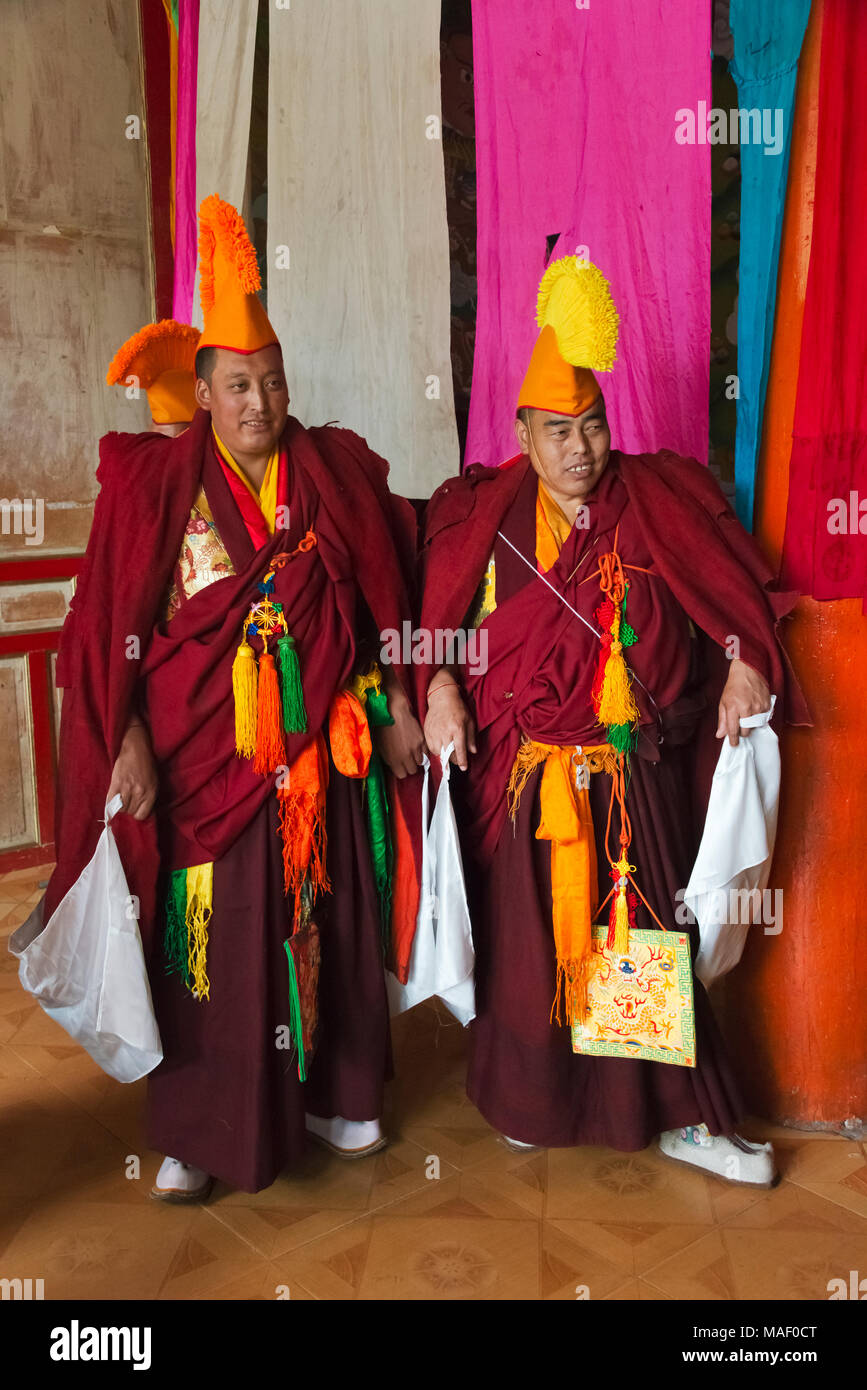 Tibetan hat hi-res stock photography and images - Alamy