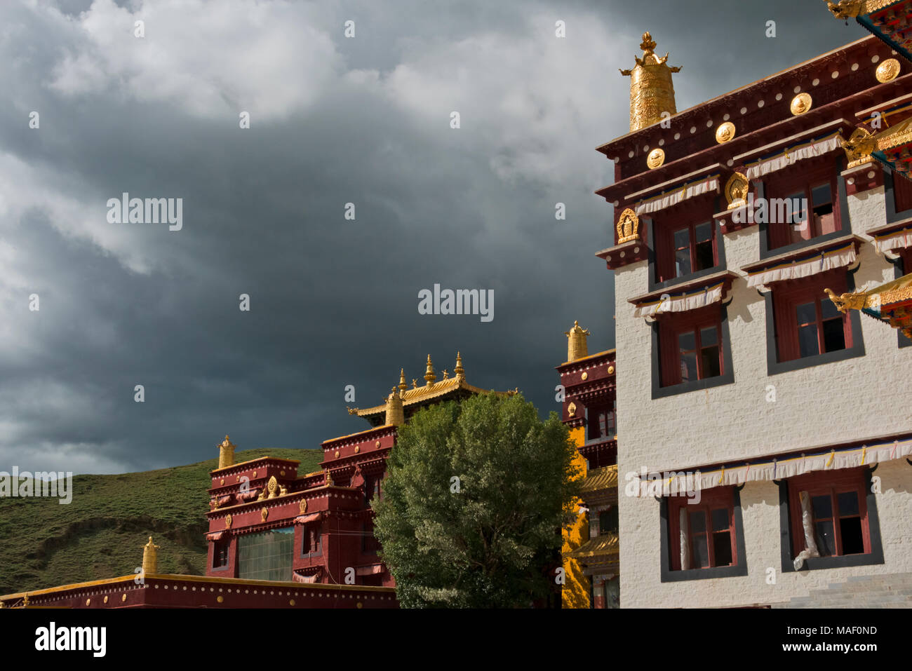Tibetan monastery hi-res stock photography and images - Alamy