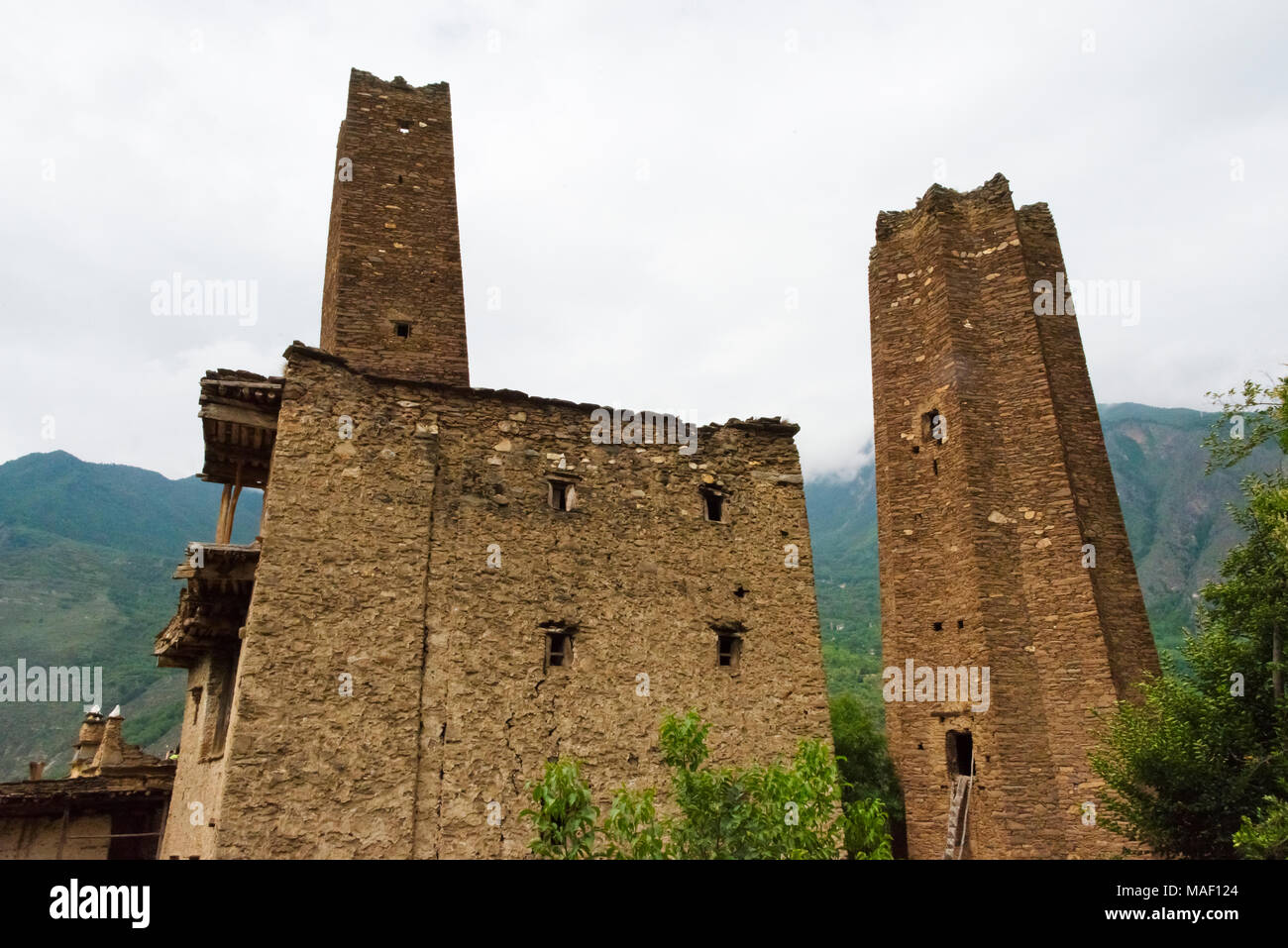 A tibetan village hi-res stock photography and images - Alamy