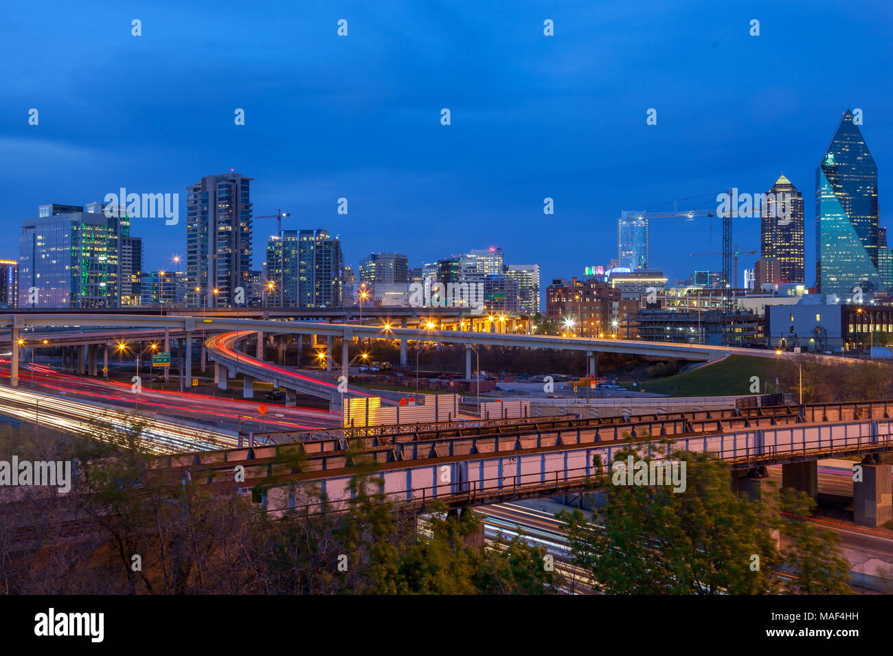 An aerial view downtown dallas skyline hi-res stock photography and ...