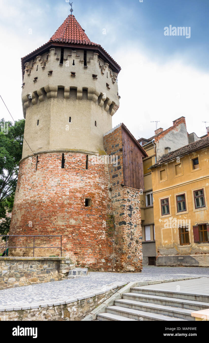 Medieval defense tower hi-res stock photography and images - Alamy