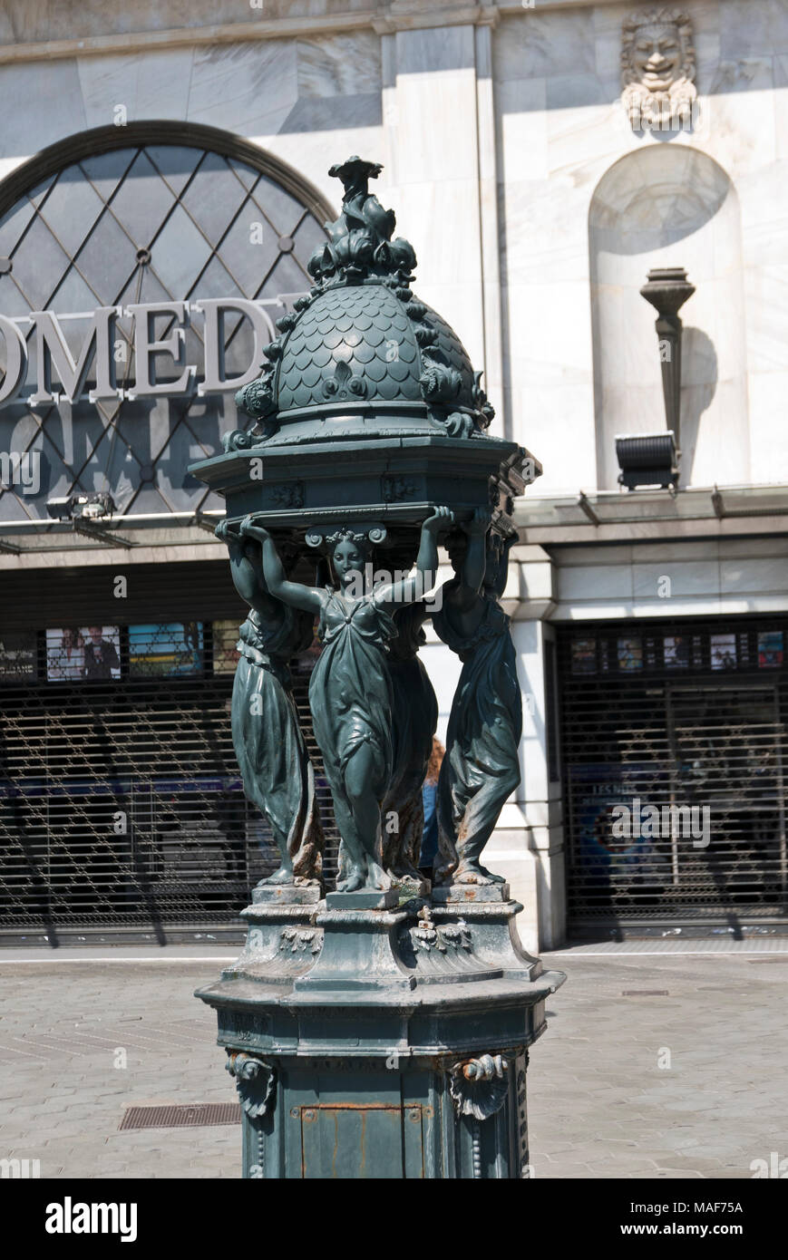 Ornate drinking water fountain hi-res stock photography and images - Alamy