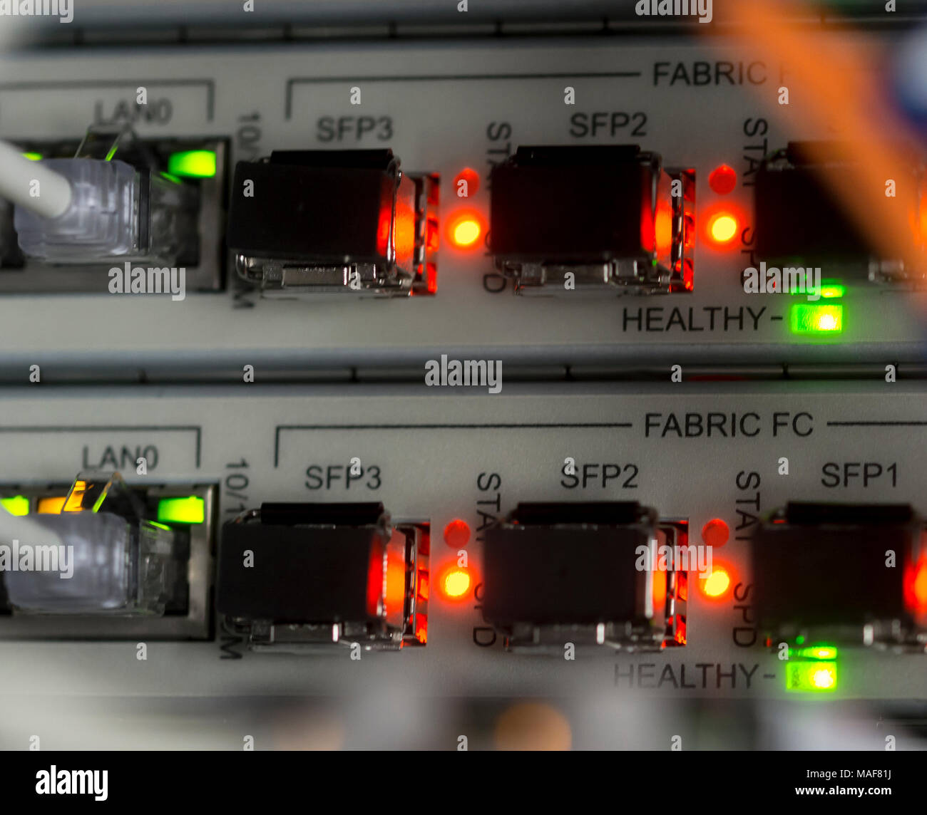 Cloud data center computers hi-res stock photography and images - Alamy