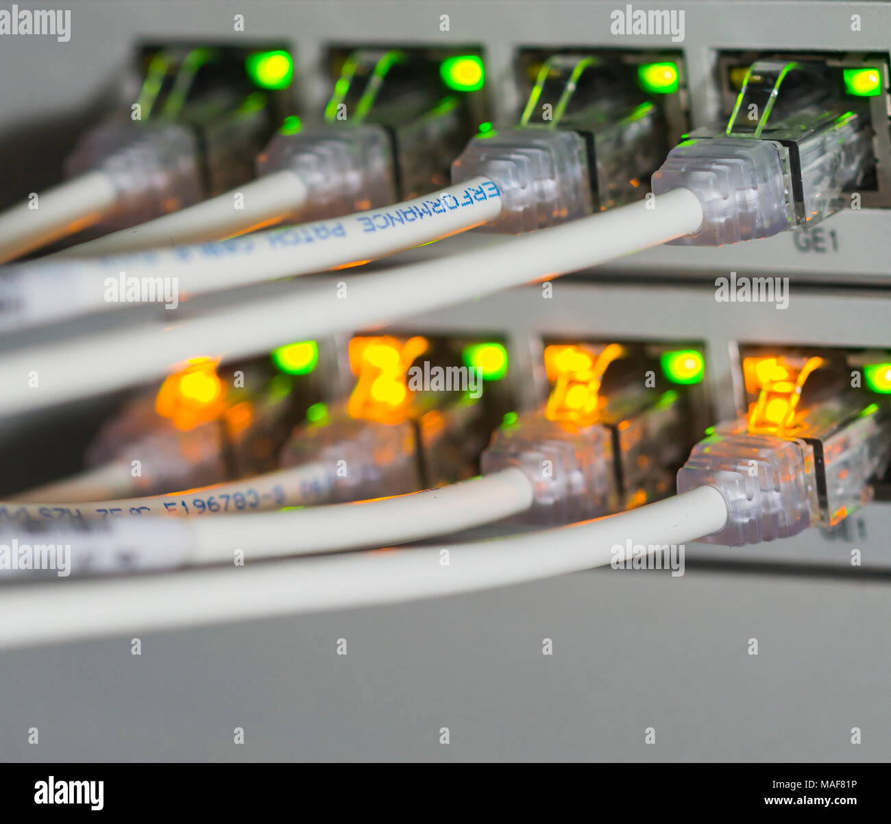 Data center hi-res stock photography and images - Alamy