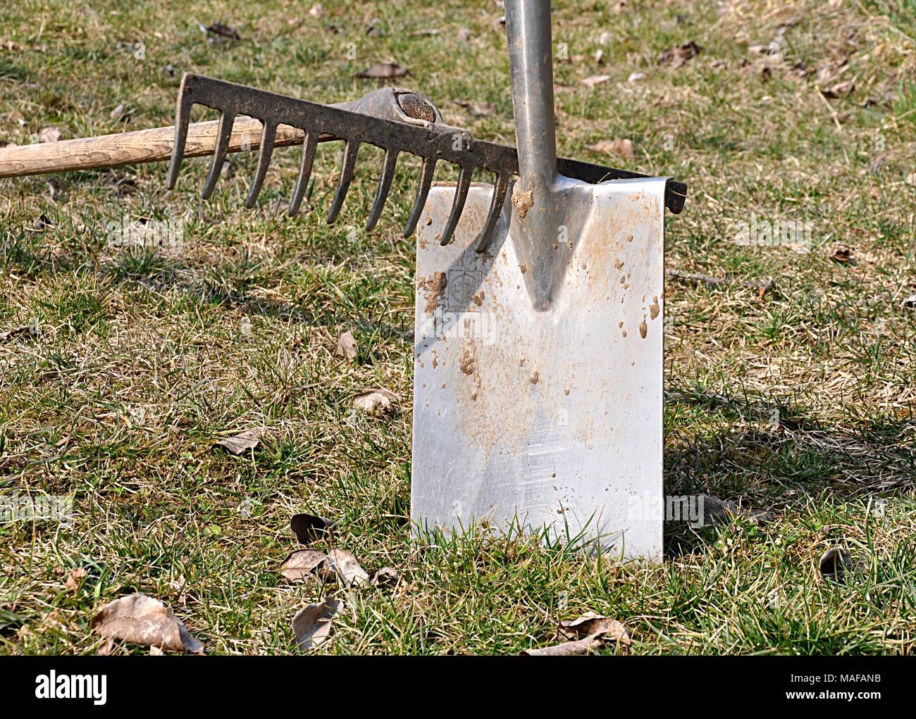 traditional garden tools Stock Photo - Alamy