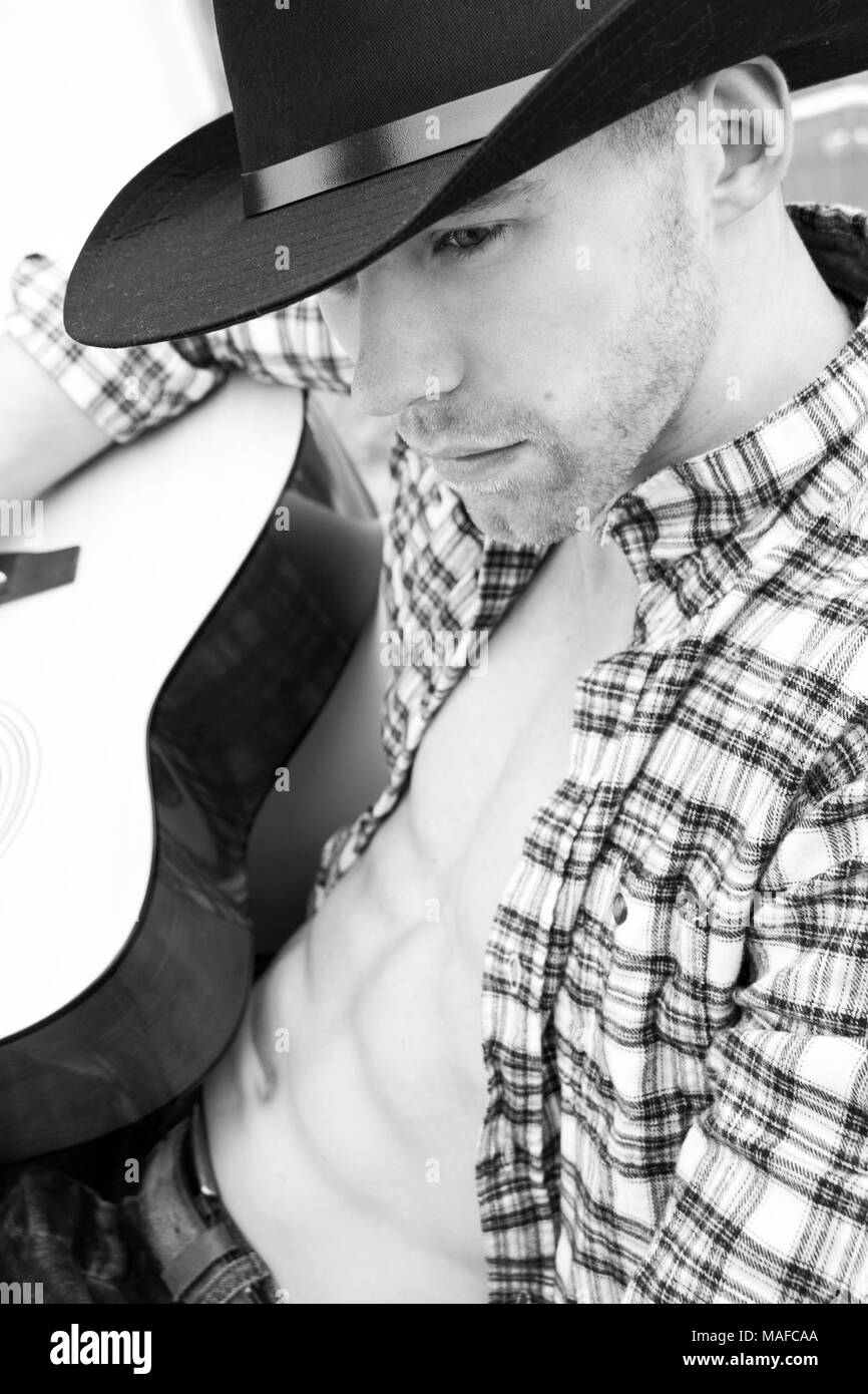 Black man six pack hi-res stock photography and images - Alamy