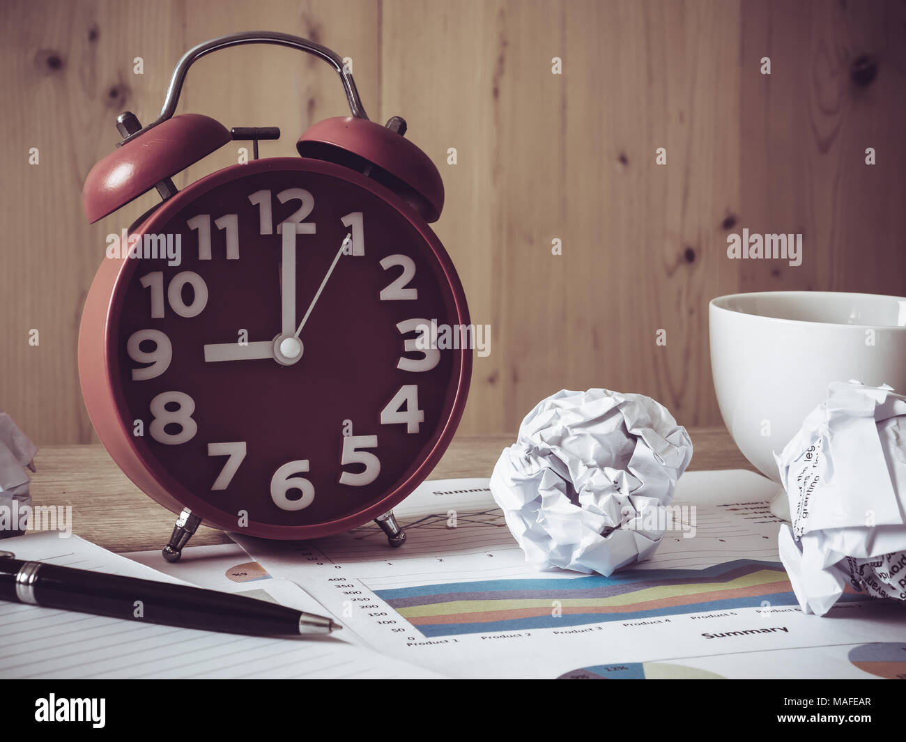 business report data paper with pen Stock Photo - Alamy