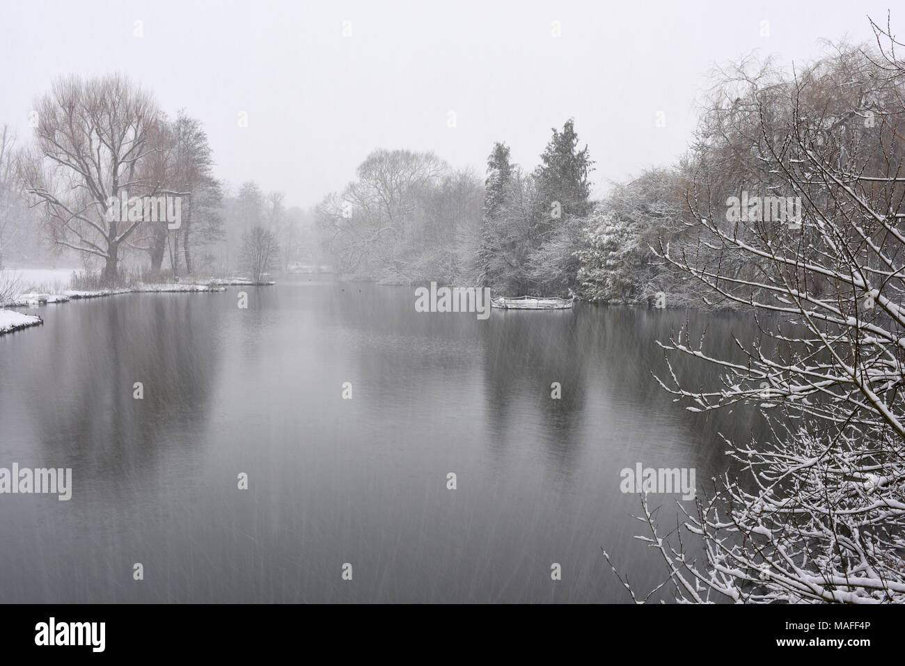 Charlton Lakes during heavy snowfall in March 2018, Andover, Hampshire ...