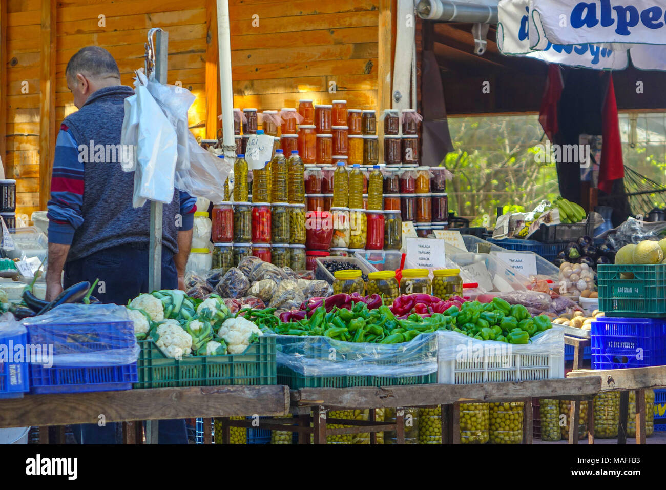 Roadside stall selling fresh fruit and vegetables, Antalya, Turkey ...