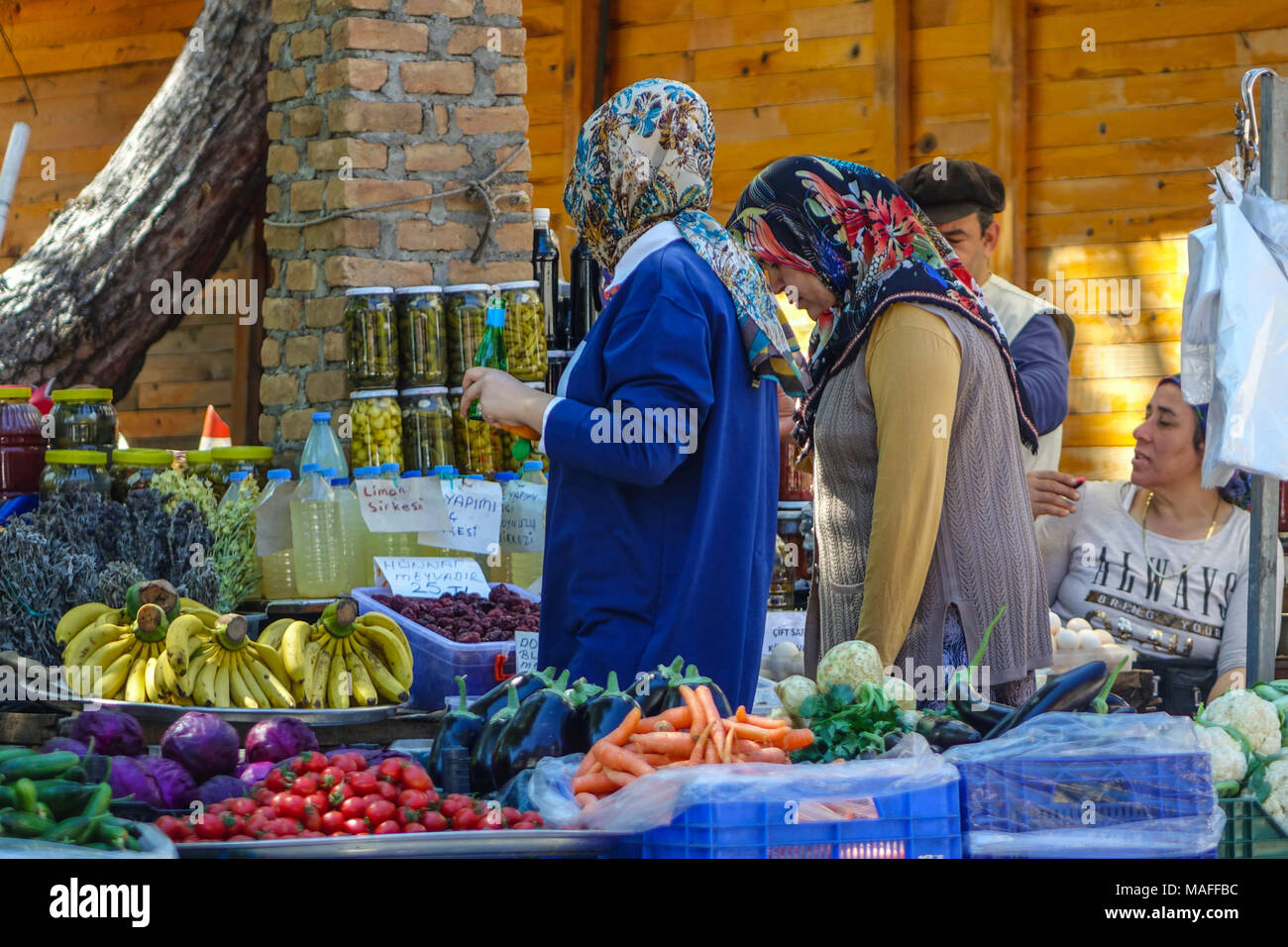 Turkey market fruit antalya hi-res stock photography and images - Alamy