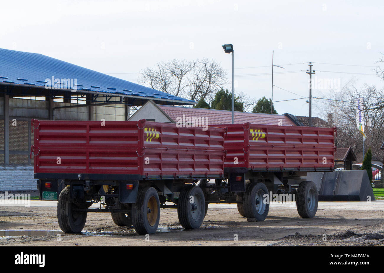 Large tractor trailers hi-res stock photography and images - Alamy