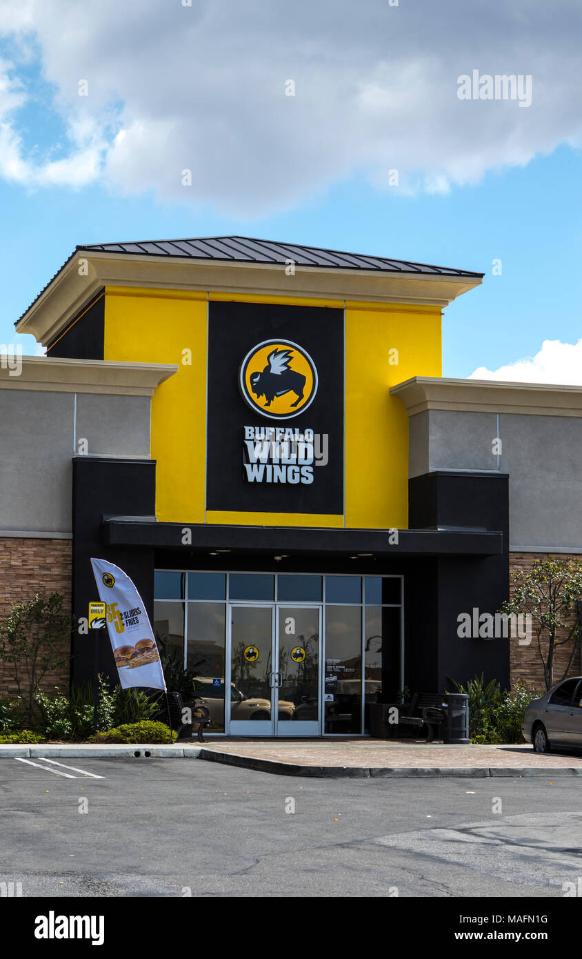 Buffalo wild wings hi-res stock photography and images - Alamy