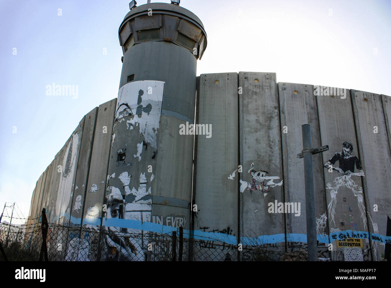 Separation Wall between the occupied palestinian territory’s and Israel ...