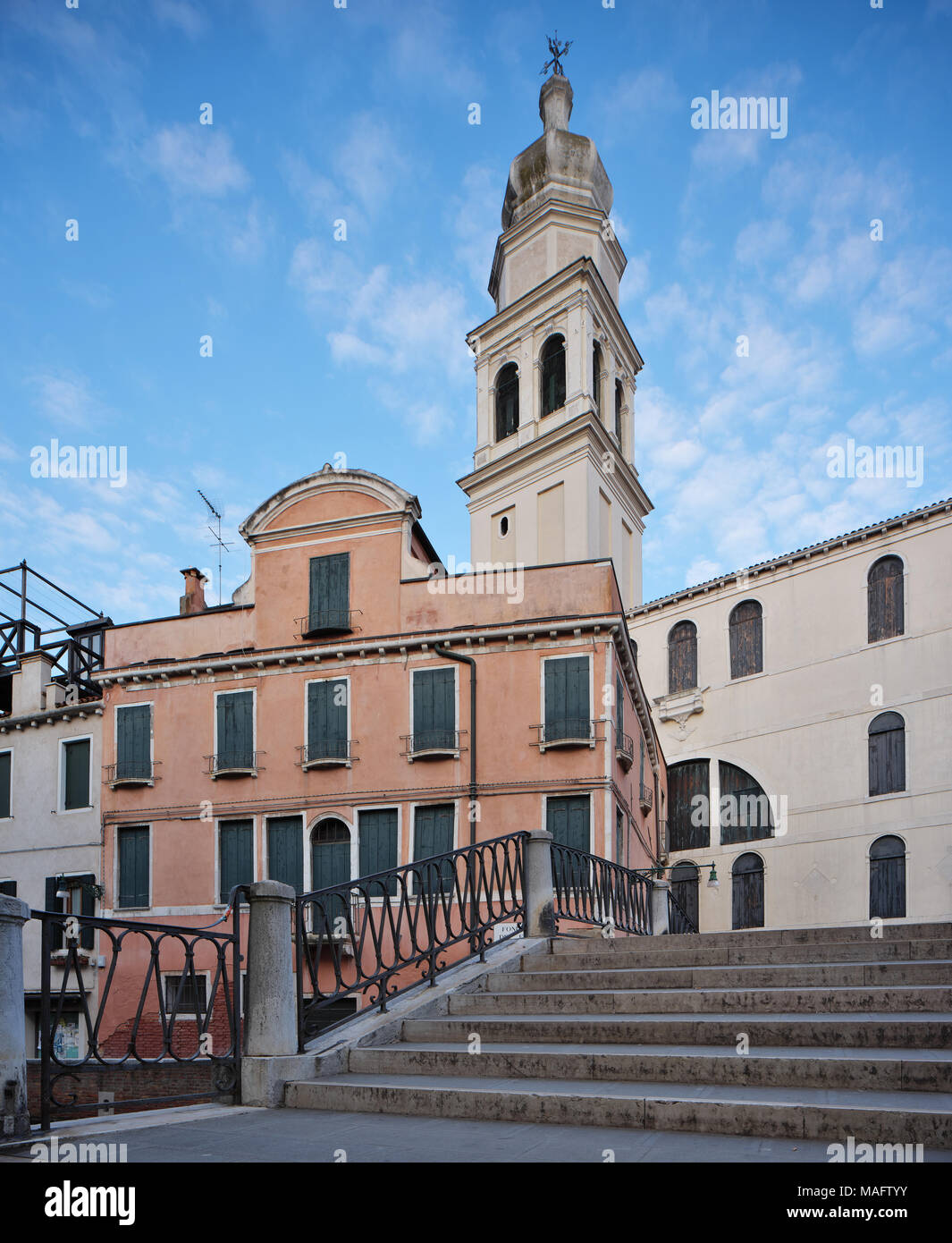 Perspective Control Lens High Resolution Stock Photography and Images ...