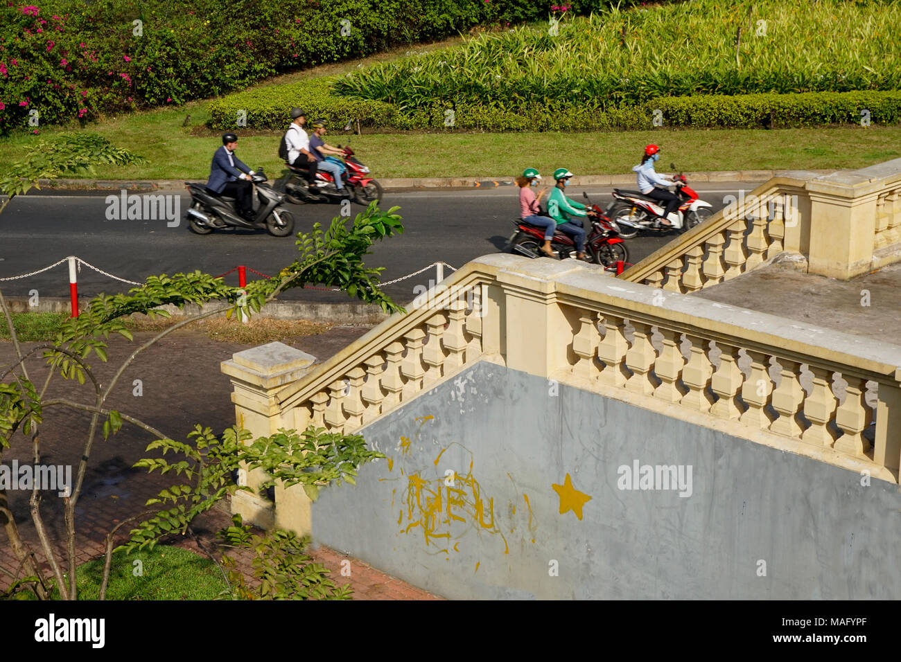 Mong bridge hi-res stock photography and images - Alamy