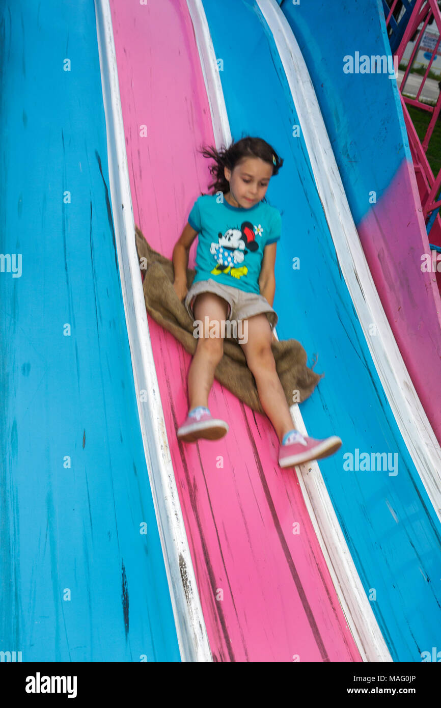 Children slide hi-res stock photography and images - Alamy