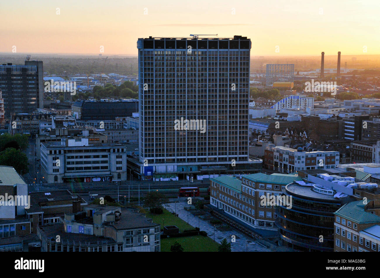 Croydon cityscape hi-res stock photography and images - Alamy