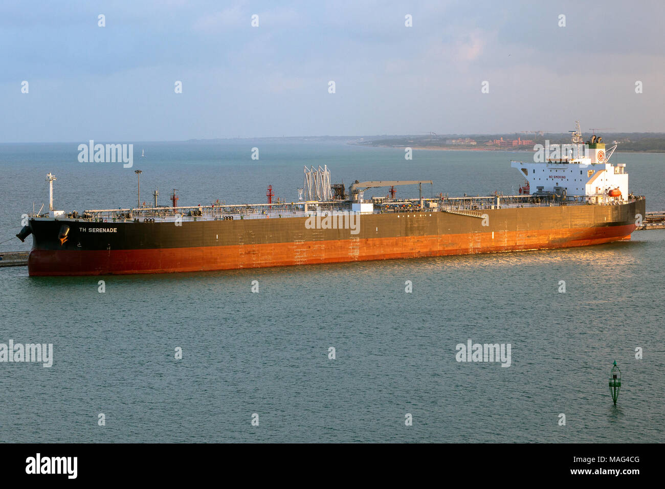 TH serenade, Oil tanker discharging Livorno Italy Stock Photo - Alamy