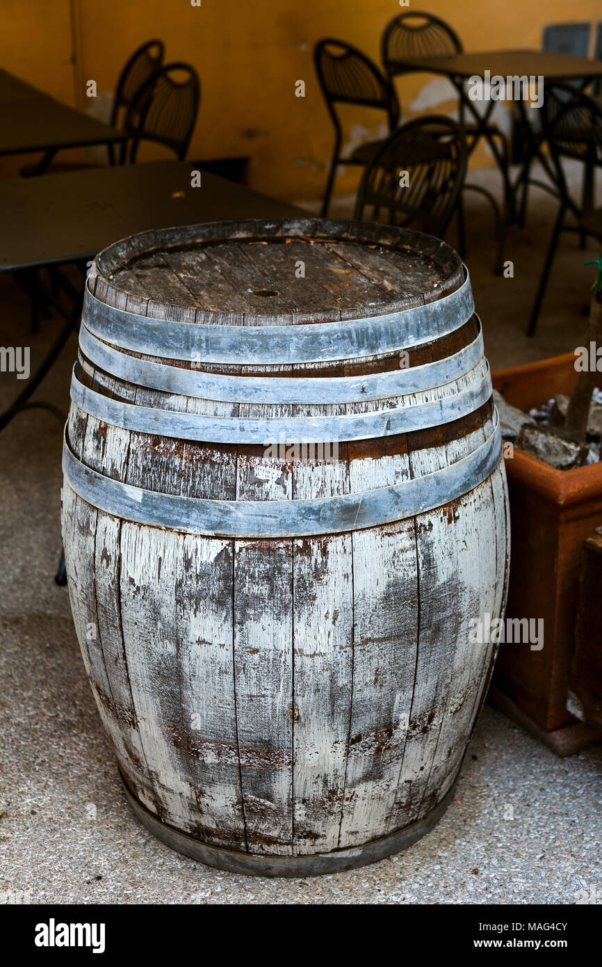 Wooden vats hi-res stock photography and images - Alamy