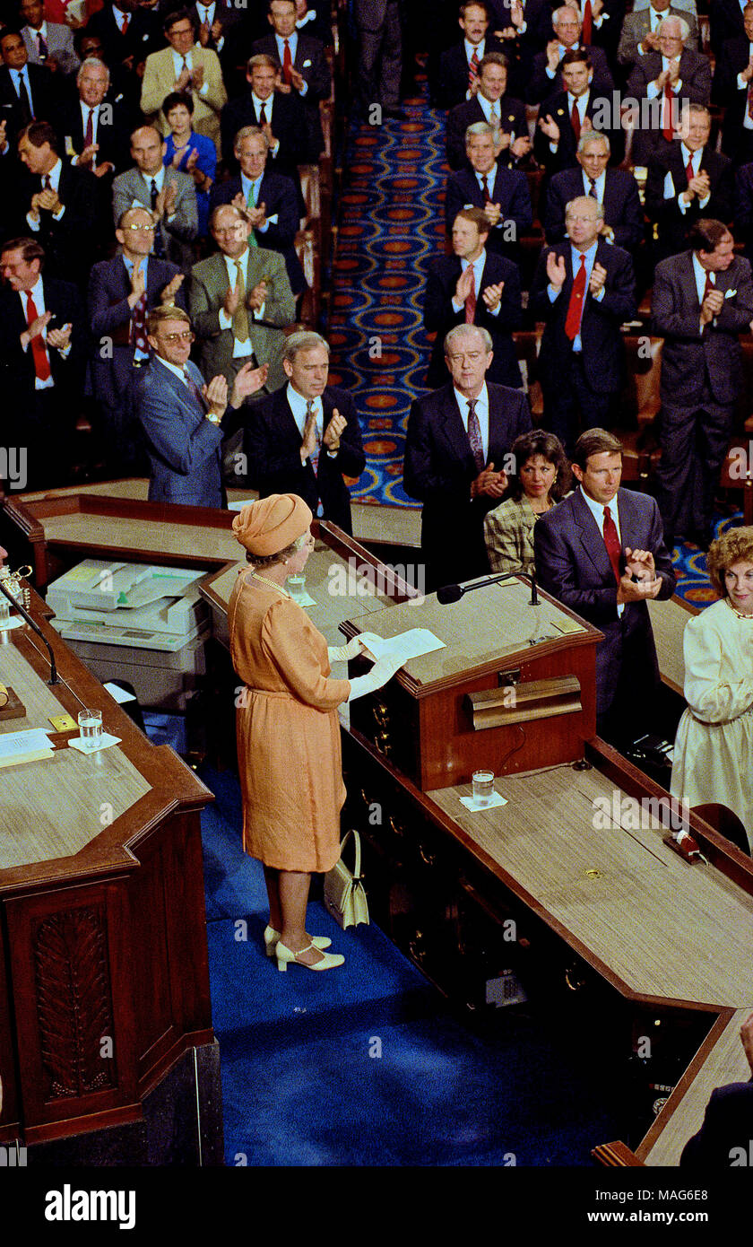 U s joint session of congress above hi-res stock photography and images ...