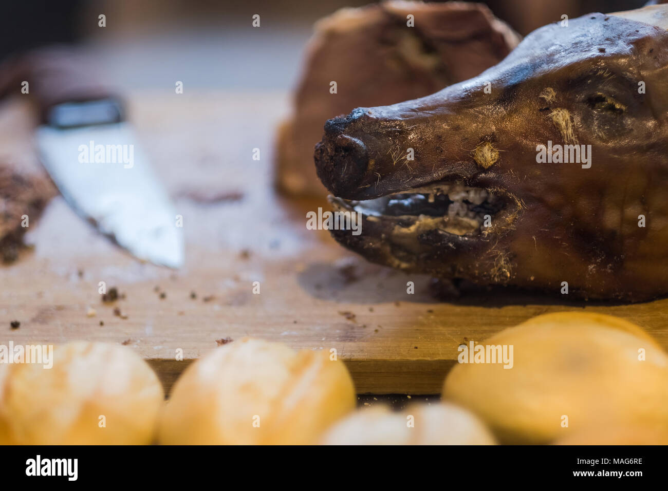 Head chopping hi-res stock photography and images - Alamy