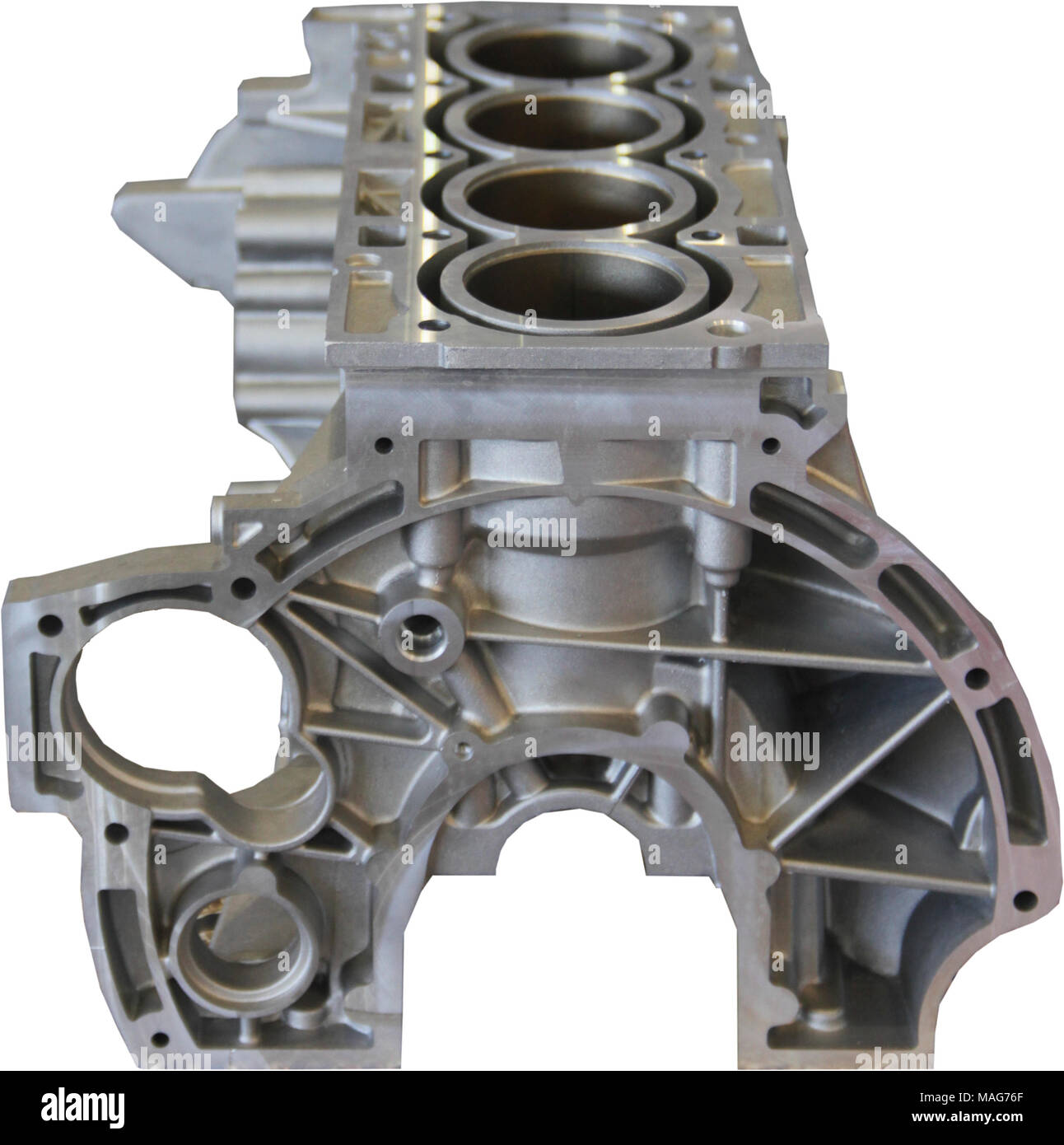 Iron engine - mechanical engineering of modern motors manufacturing ...