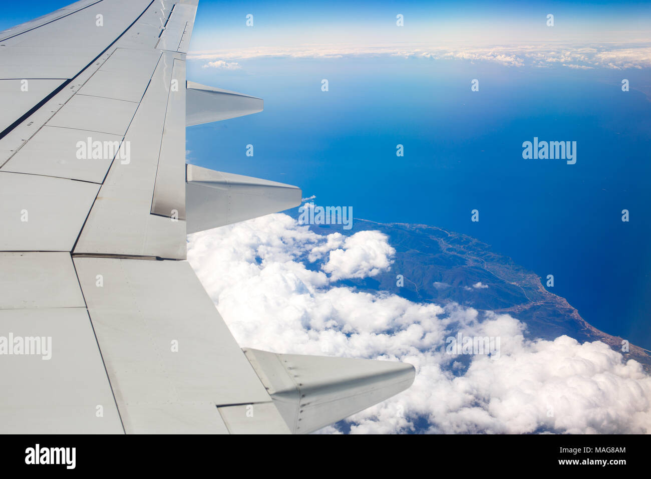 Wing of airplane flying over the sea of Marmara Stock Photo - Alamy