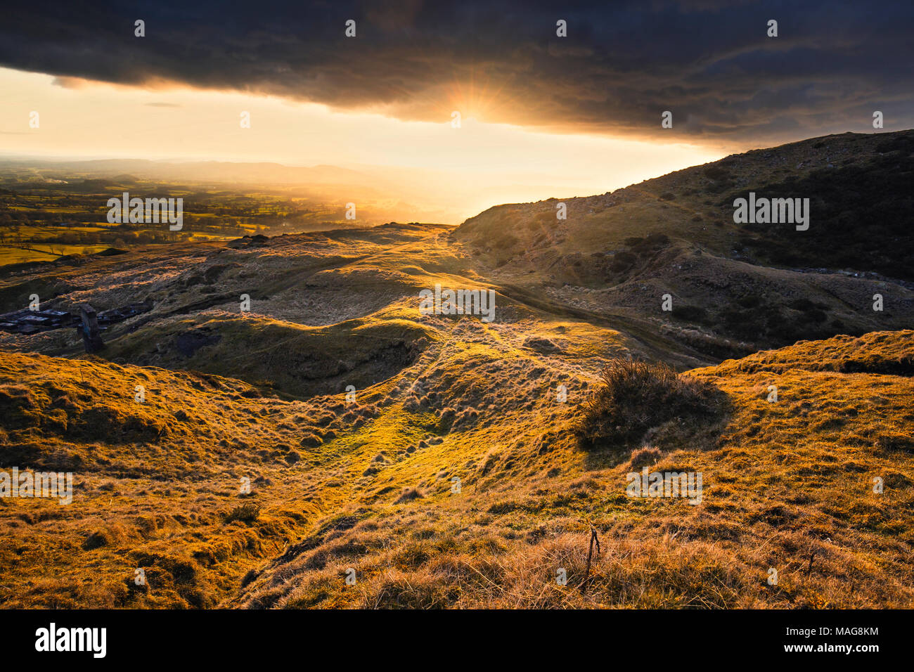 Dramatic sunset over Titterstone Clee Hill in Shropshire, UK Stock ...