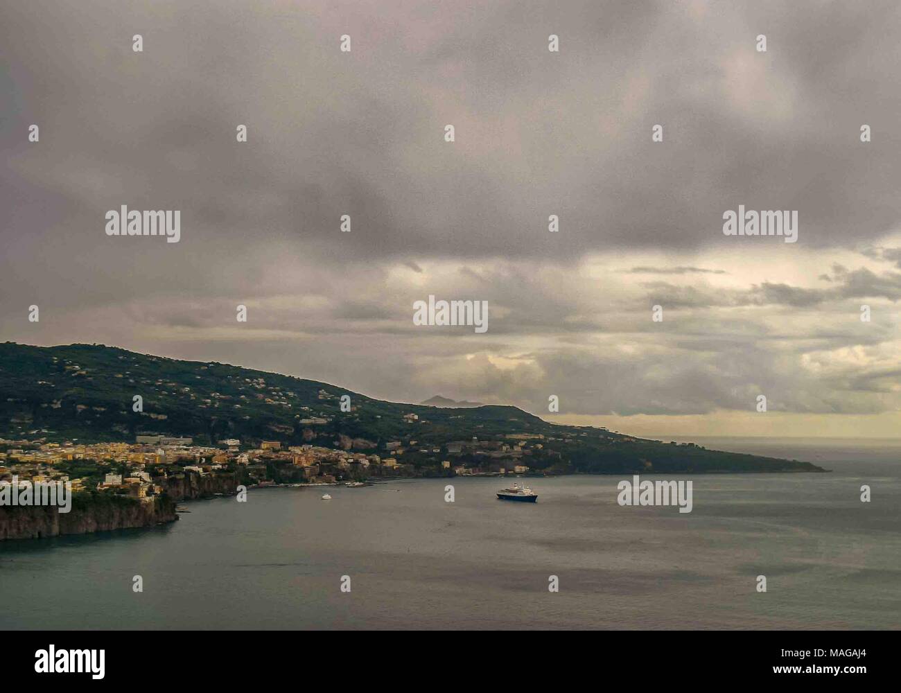 Sorrento, Italy. 26th Sep, 2004. The town of Sorrento, facing the Bay ...