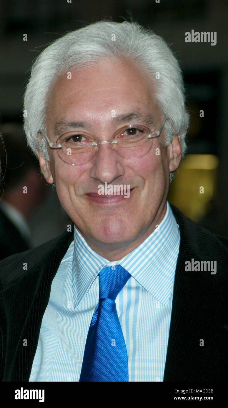 Steven bochco hi-res stock photography and images - Alamy