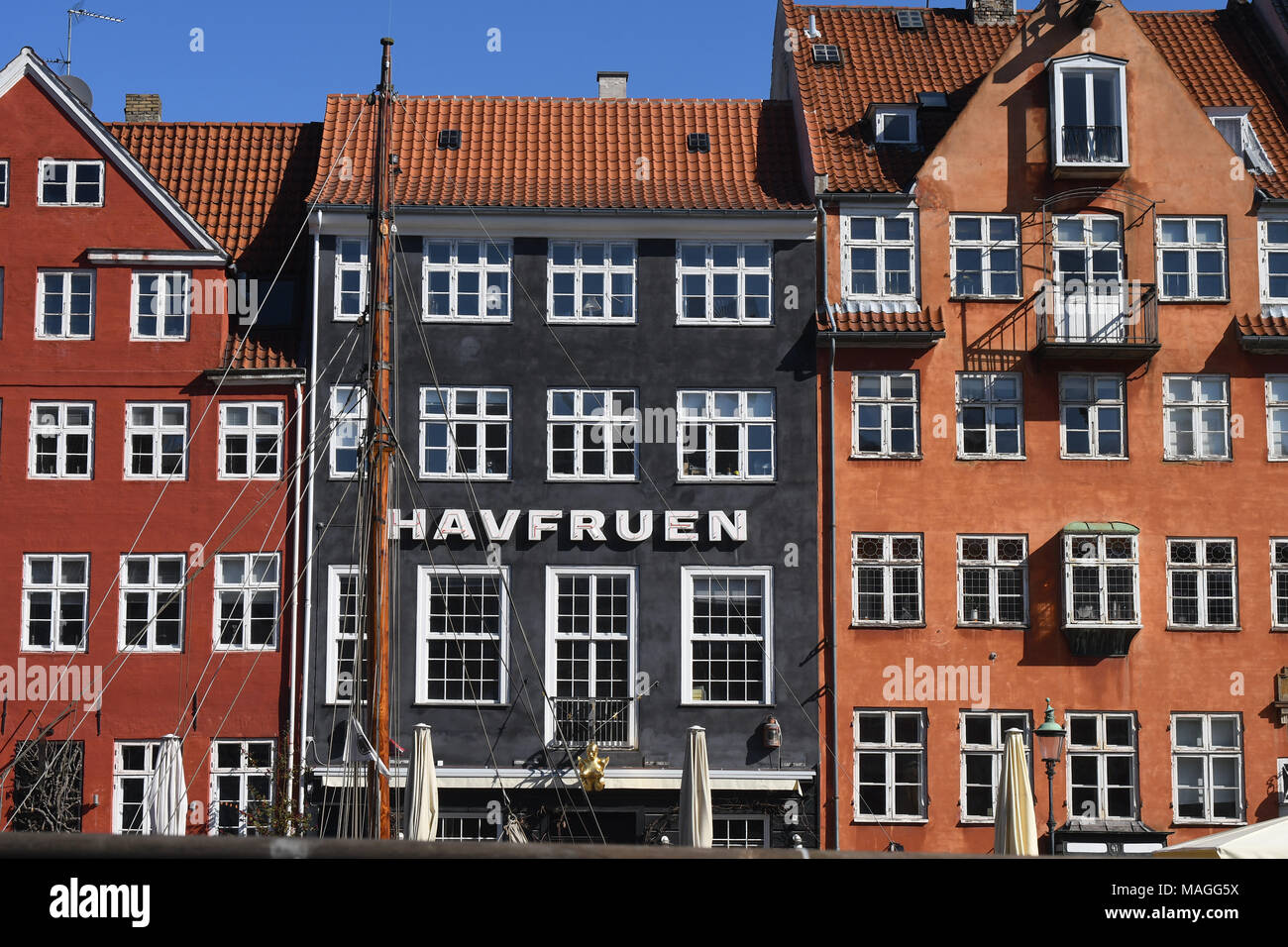 Copenhagen, Denmark. 02 April 2018. Tourists enjoy Spring sunshine on ...
