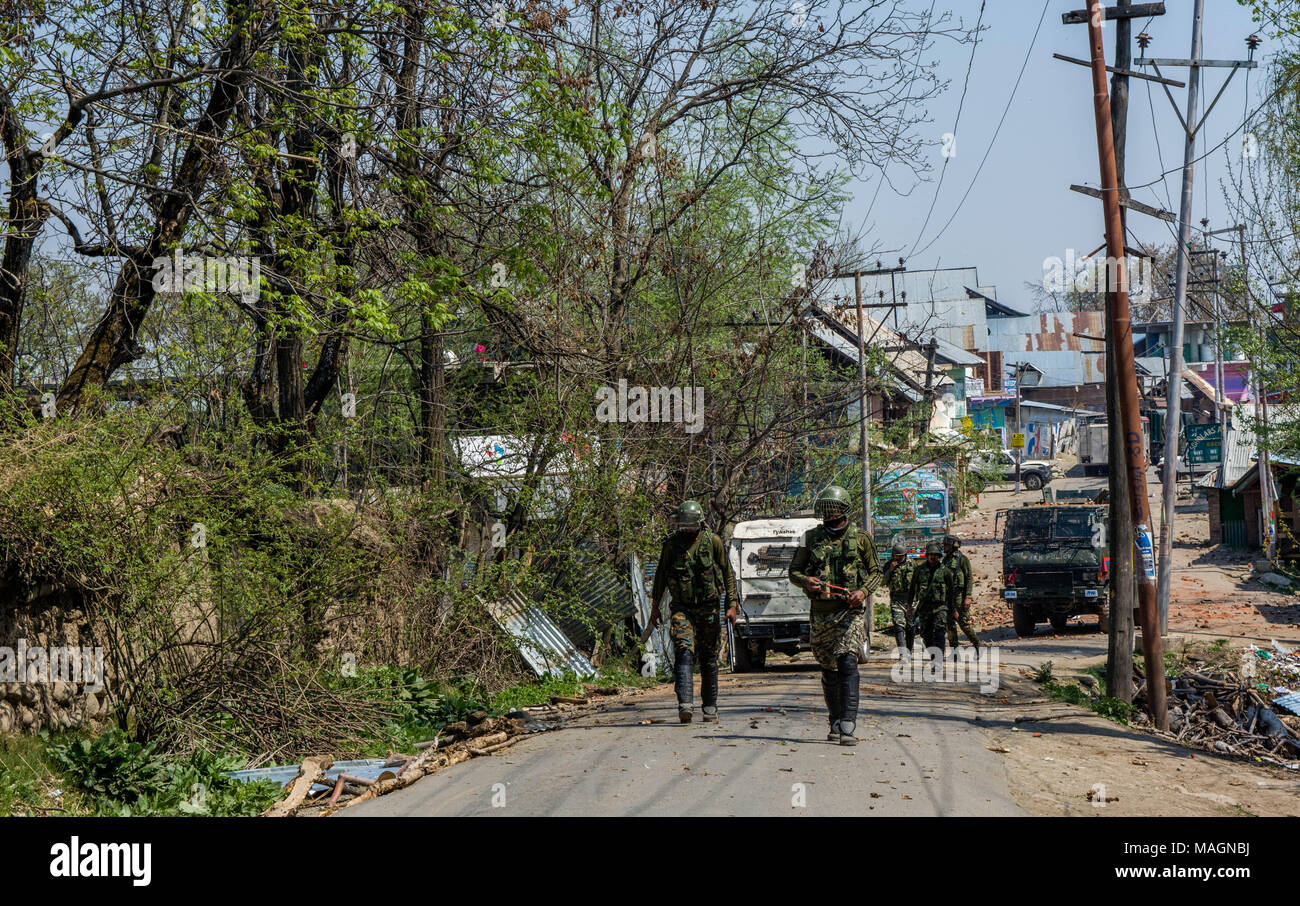 Indian army troopers dead hi-res stock photography and images - Alamy
